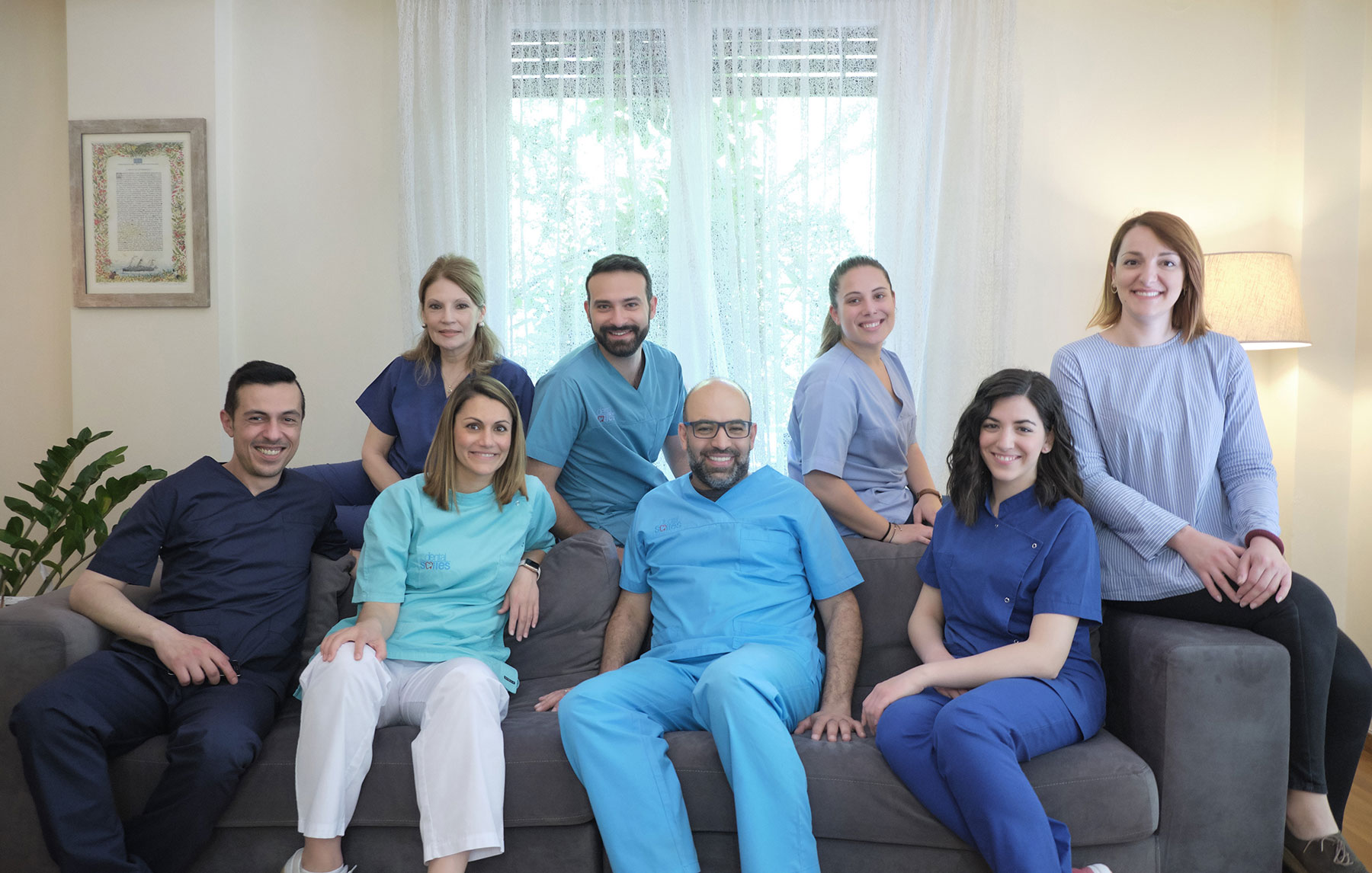 Επιστημονική Ομάδα | dentalsmiles.gr